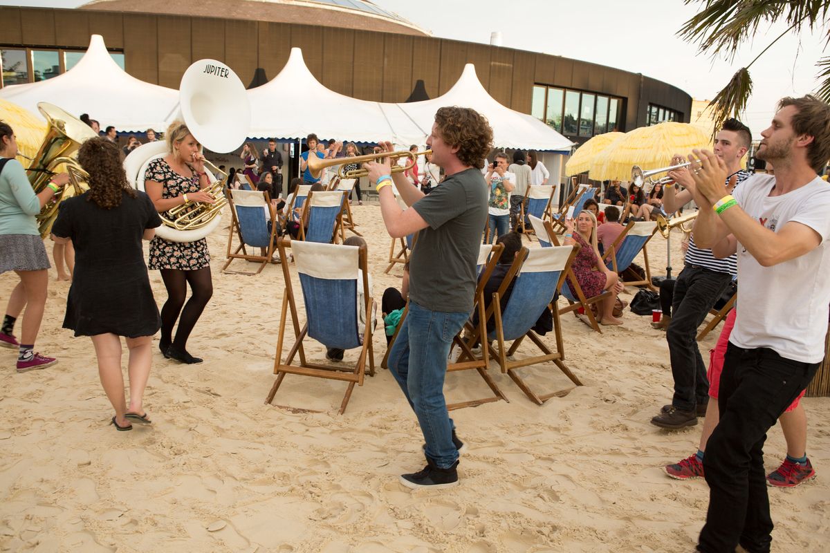 CAMDEN BEACH AT THE ROUNDHOUSE: THE LAUNCH PARTY GALLERY – iLPH